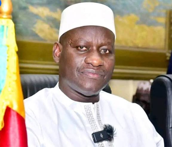 ABASS FALL, MAIRE DE DAKAR : Enquête sur l’homme et l’année 2024 ...